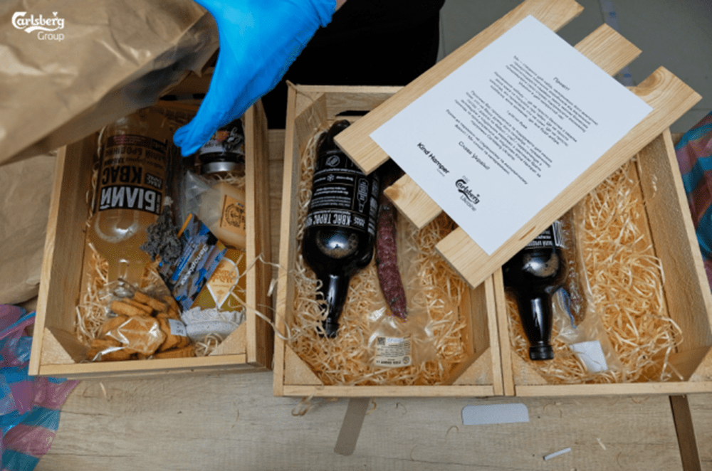 Carlsberg Ukraine стала партнером гуманітарного проєкту Kind Hamper for ...